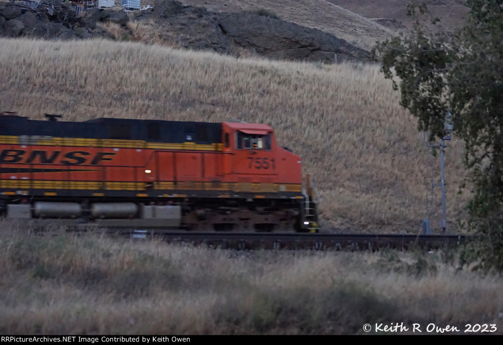 BNSF 7551